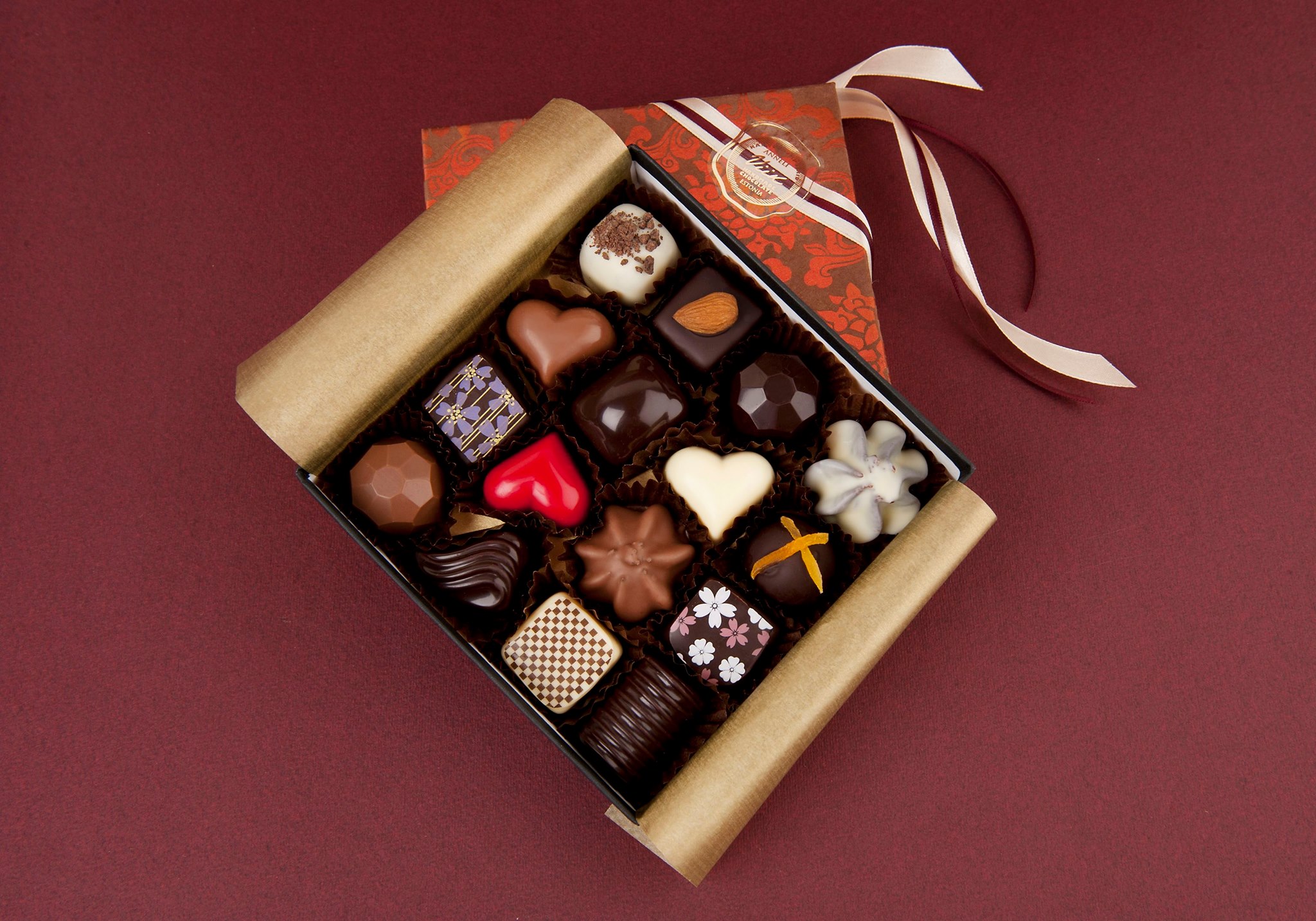 What is Air or Bubble chocolate and how to make it at home ...